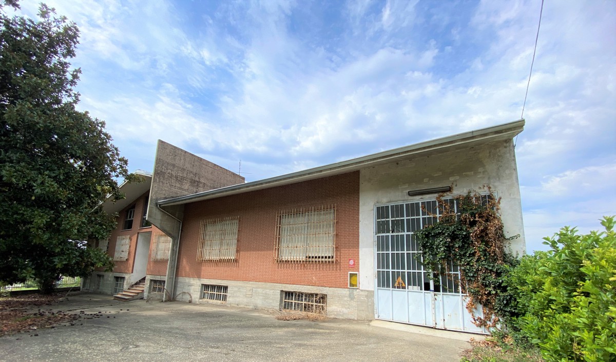 capannone in vendita a montechiaro d'asti
