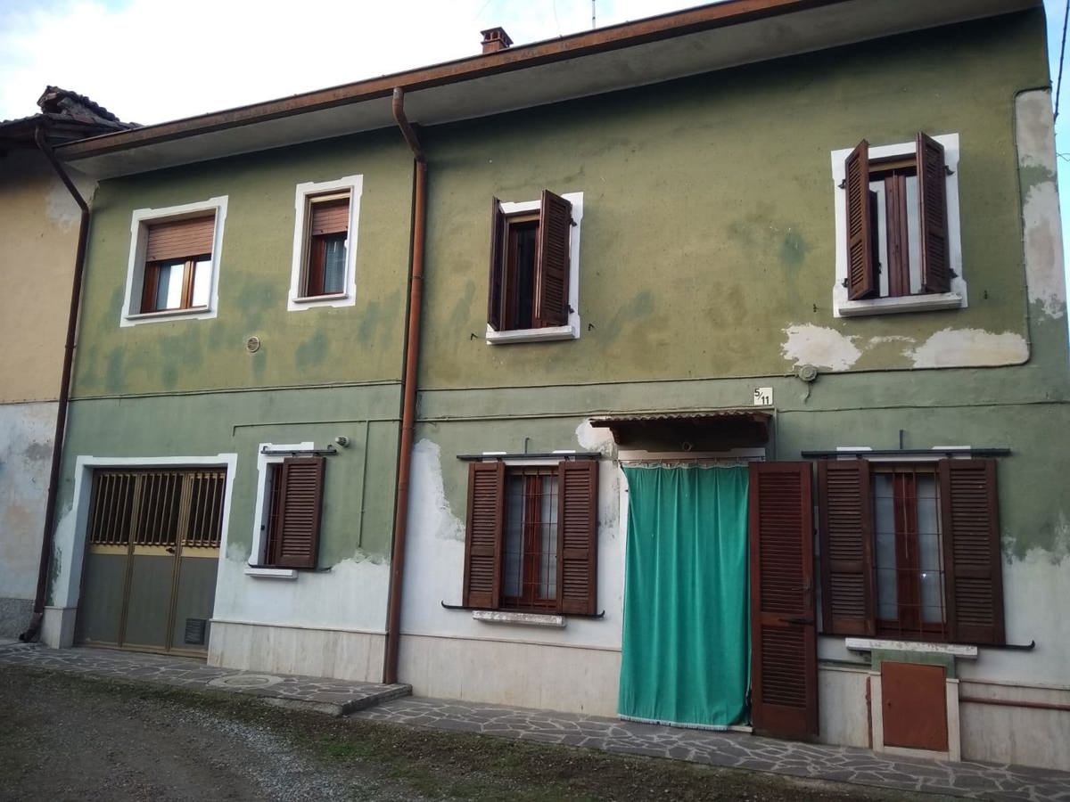 casa indipendente in vendita a senna lodigiana