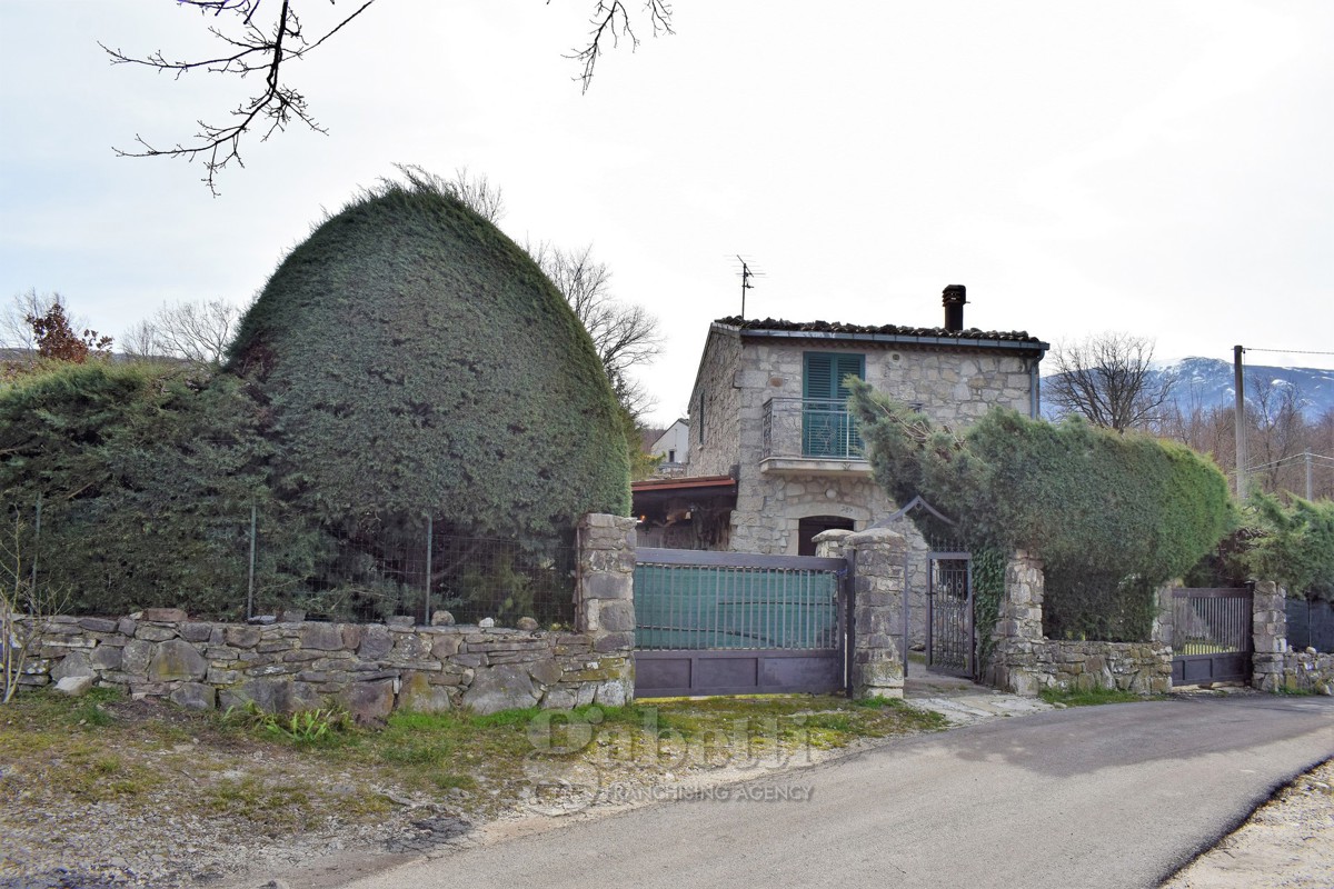 casa singola in vendita a guardiaregia