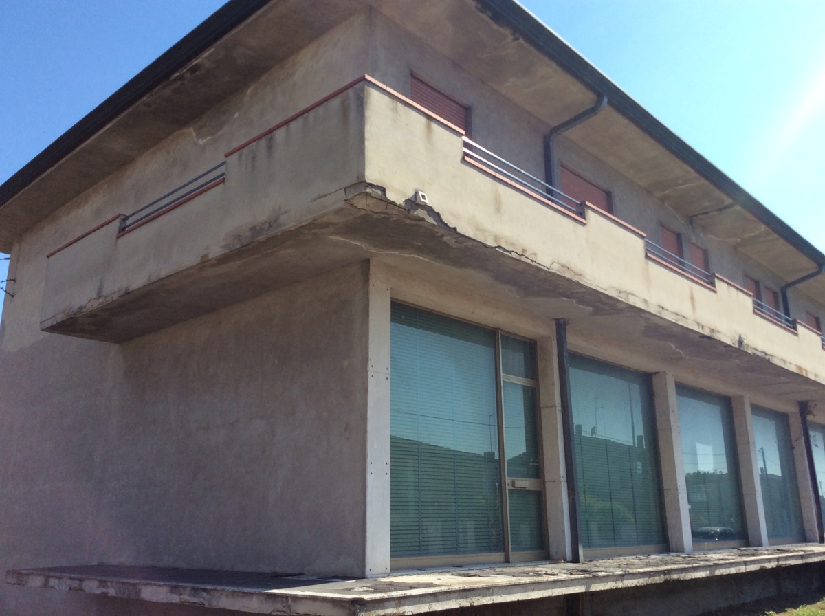 locale commerciale in vendita a ceregnano