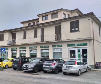 locale commerciale in vendita a fresonara