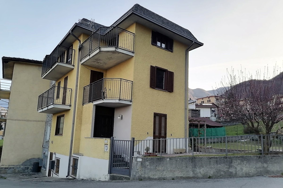 casa indipendente in vendita a talamona