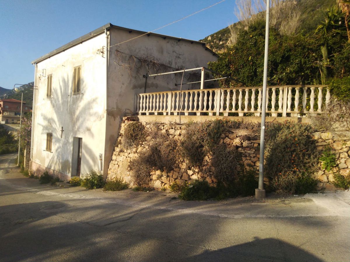 casa indipendente in vendita a iglesias