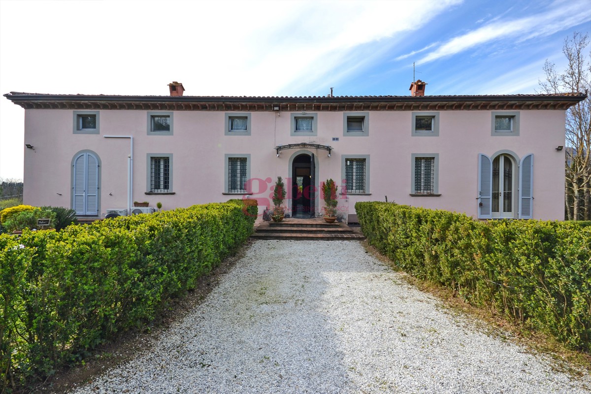 villa in vendita a capannori